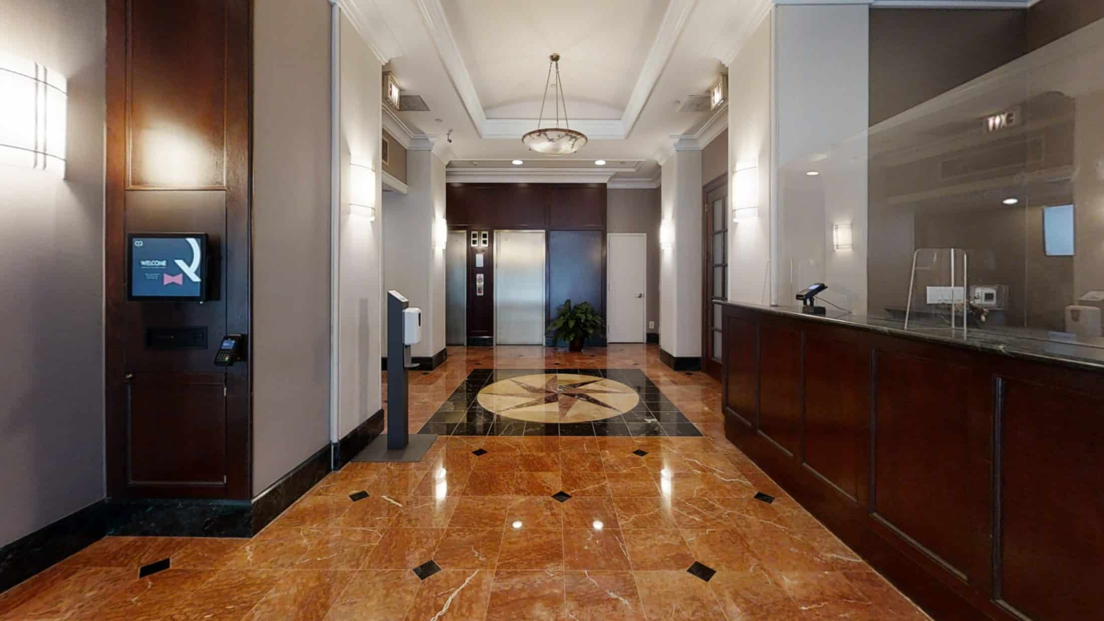 White House - Club Quarters Hotels